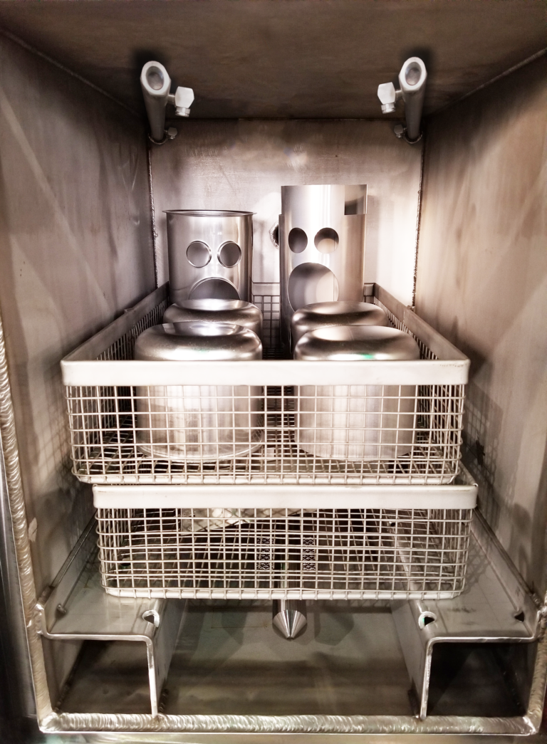 Standard Airless™ Vacuum Vapor Degreasers - Baron Blakeslee